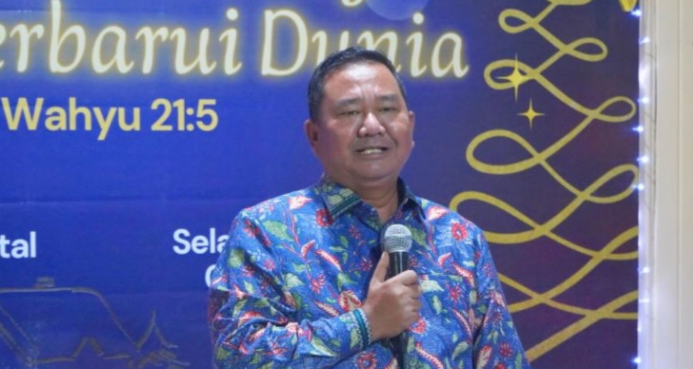 Perjuangkan Fasilitas Ibadah, Ekti Imanuel Sambangi Sejumlah Gereja ...